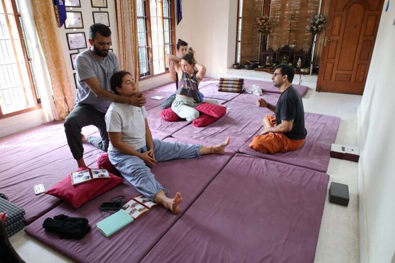 The 7 Benefits of Thai Yoga Bodywork